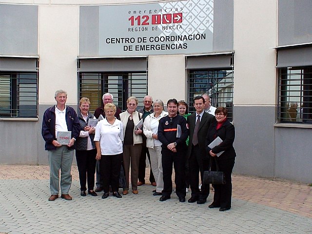 La asociación PALS visita el centro de emergencias 112 de la región ...