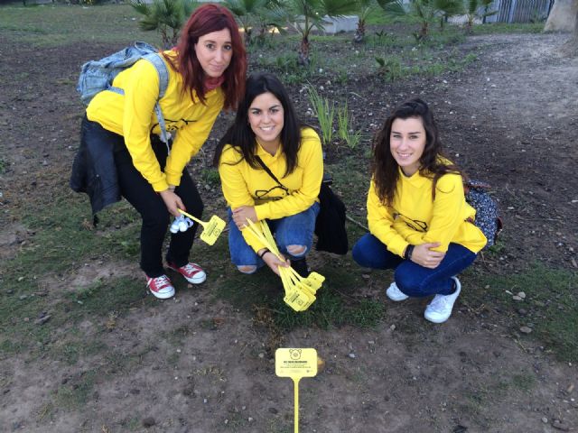 La campaña ´No seas marrano´ llegará a 42 jardines del casco urbano y ...